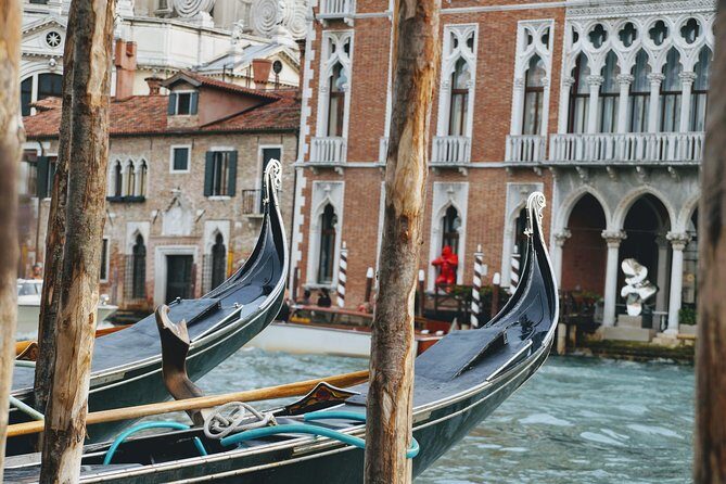 Discover Venices most Photogenic Spots with a Local - FAQ