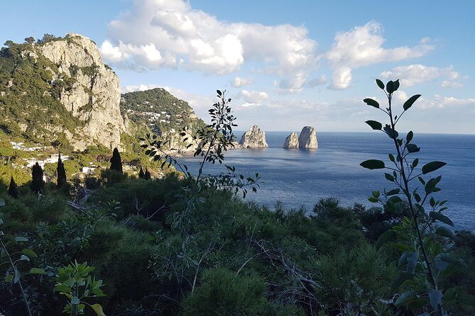 Discovering Capri in one day - The Transportation and Overall Value