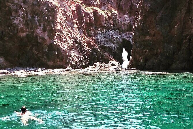 Discovering Lipari by boat (Private tour) - Who Will Love This Tour?