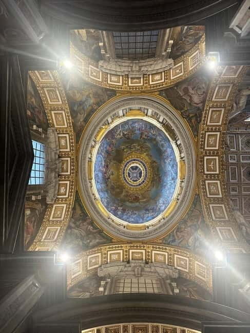 Discovering St. Peter's Basilica: mysteries and legends - Starting Point: Piazza della Città Leonina