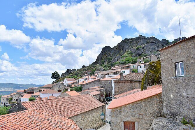 Discovering the historic village of Monsanto - The itinerary in detail: what you’ll see and do