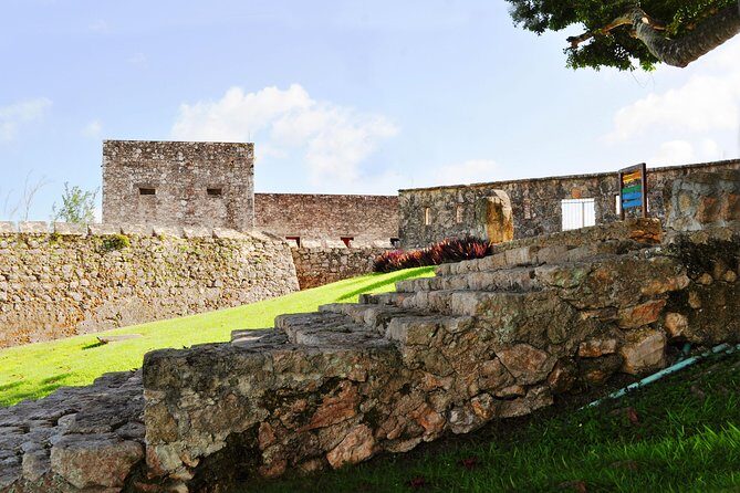 Discovery Bacalar! Kayacs, Cenote & Lunch from Tulum - An In-Depth Look at the Discovery Bacalar Tour