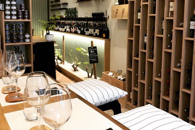 Discovery of the Bordeaux vineyard in 3 wines - Group Size and Duration