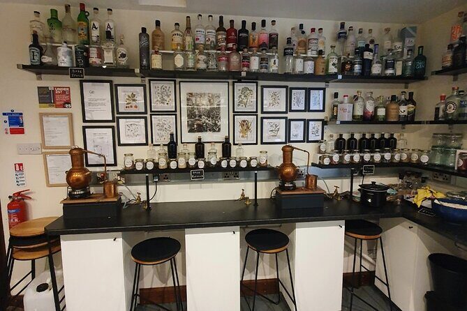 Distill a bottle of Gin on mini copper stills - FAQ