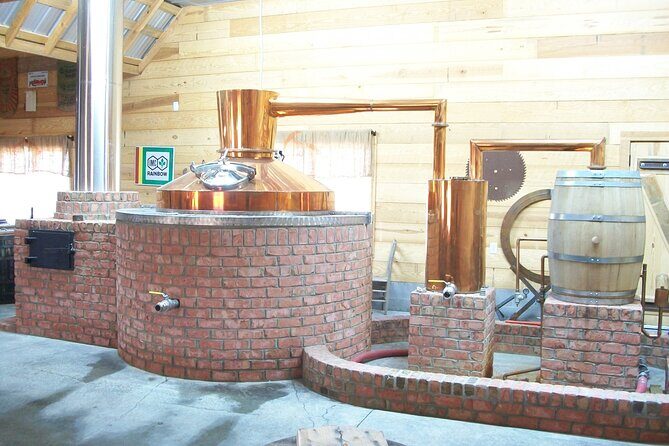 Distillery Tour Farm to Bottle Whiskey Experience - An In-Depth Look at the Distillery Tour Farm to Bottle Whiskey Experience