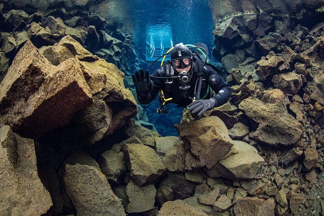 Dive the Divide: Silfra Fissure Scuba Tour | Reykjavik Pickup - The Full Experience: What to Expect