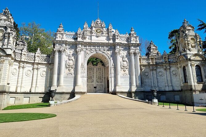 Dolmabahçe Palace and Sunset Tour on Luxury Yacht - Why This Tour Stands Out