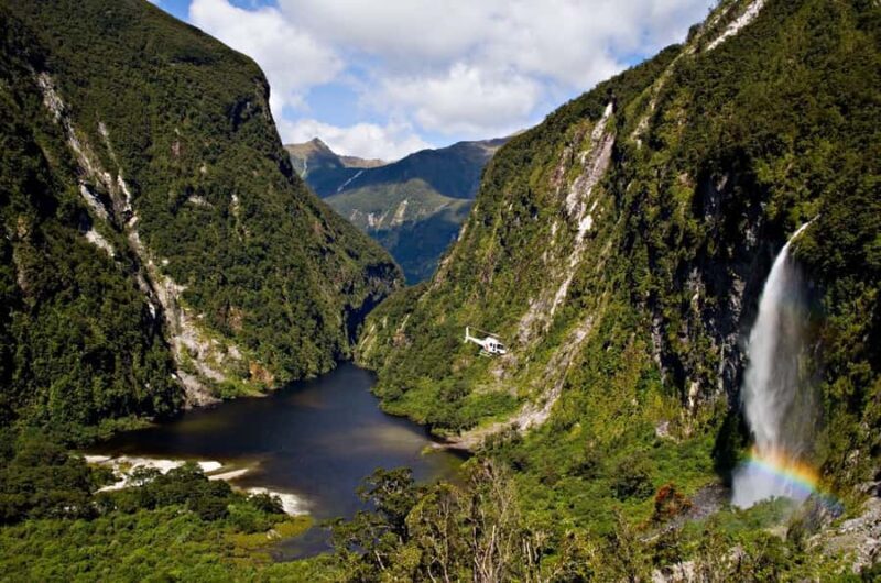 Doubtful Sound: Scenic Flight with 2 Landings - Key Points