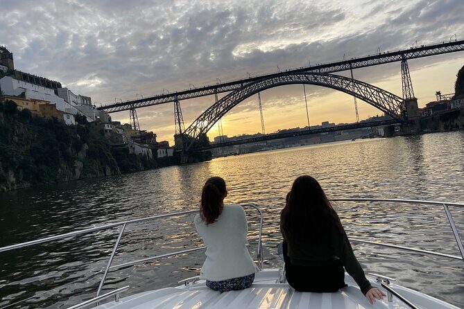 Douro Tour on a Private Yacht in Porto - An Honest Look at the Douro Tour on a Private Yacht in Porto