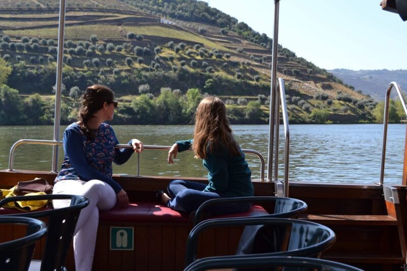 Douro Tour with Wine Tasting and Visit to Lamego and Pinhão - Discovering the Douro Valley: What You Can Expect
