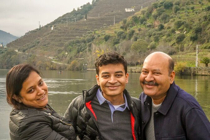 Douro Valley Private Day Trip from Lisbon: Vineyards & River View - Who Should Consider This Tour?