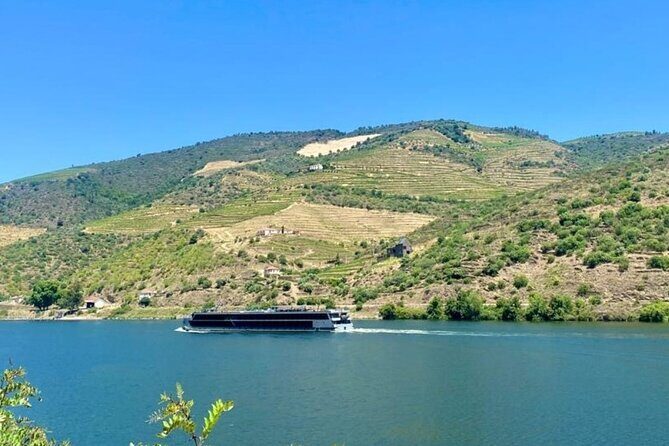 Douro Valley Private Tour: 2 Farms, Lunch & Boat Trip - Stop 3: Miradouro Torguiano De Sao Cristovao Do Douro