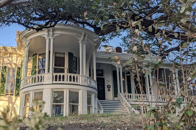 Downtown Austin Historical Architecture Walk - What We Learned From the Reviews and Experience