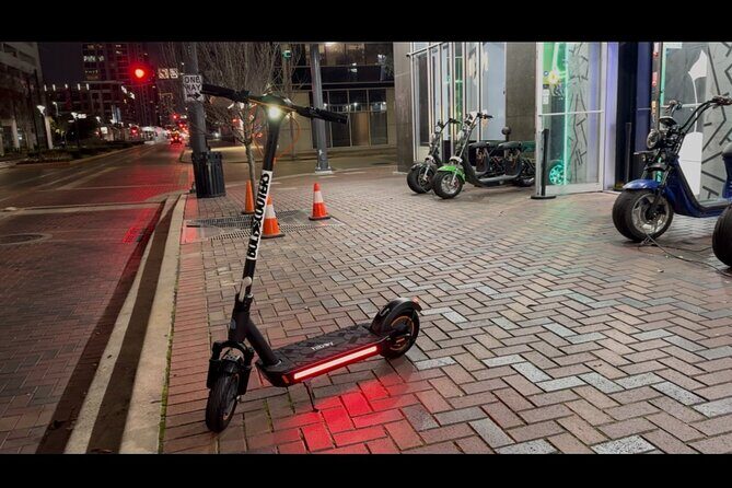 Downtown Dallas Sightseeing, Self Guided Tour Max Pro E-Scooter - The Real Value of This Experience
