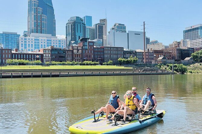 Downtown Nashville 4 Person Pedal Drive Kayak Rental - Who Should Consider This Kayak Rental?
