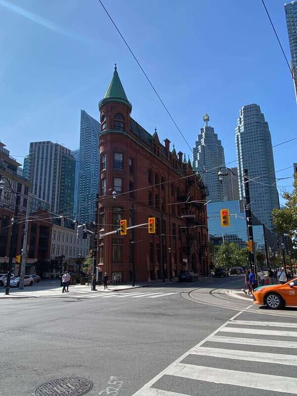 Downtown Toronto: Walking tour experience. English/Spanish - Final Thoughts