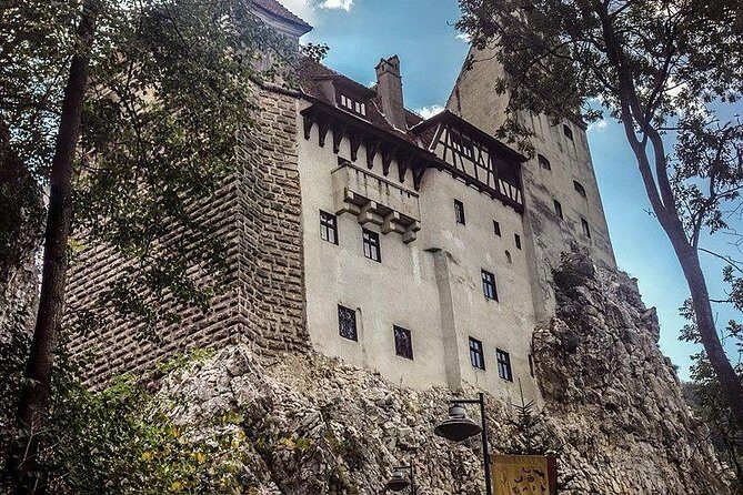 Dracula Castle, Peles Castle & Brasov-Private Tour from Bucharest - FAQs
