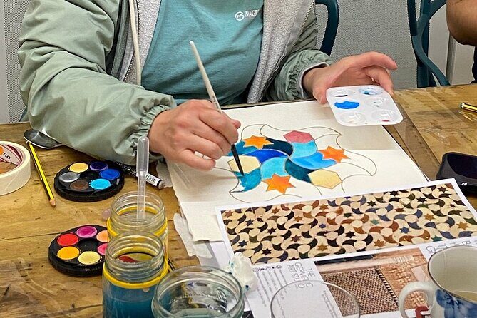 Drawing and Painting Class of Alhambra in Granada - Key Points