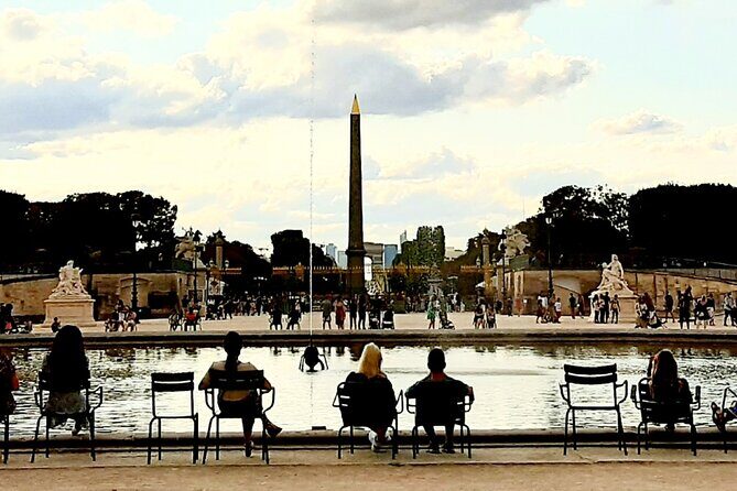 Drawing workshop/creative notebook & cultural walk in the Tuileries - What to Expect from the Artistic and Cultural Blend