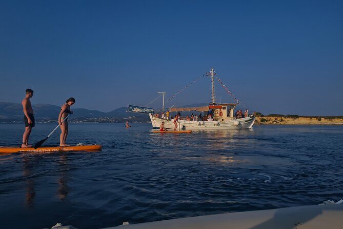 Dreamy Cruise sunset tour with dinner and unlimited wine! - Key Points