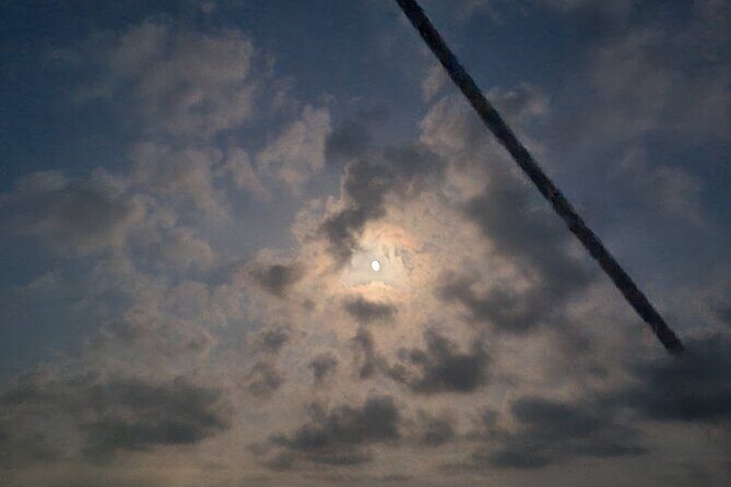 Dreamy Cruise sunset tour with dinner and unlimited wine! - FAQ