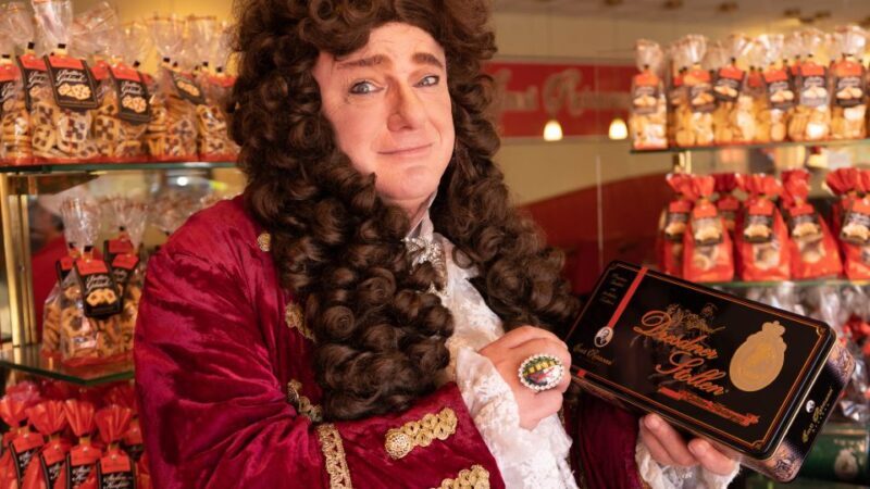 Dresden: Guided Bus Tour to Stollen Bakery with Tasting - Exploring the Tour in Detail