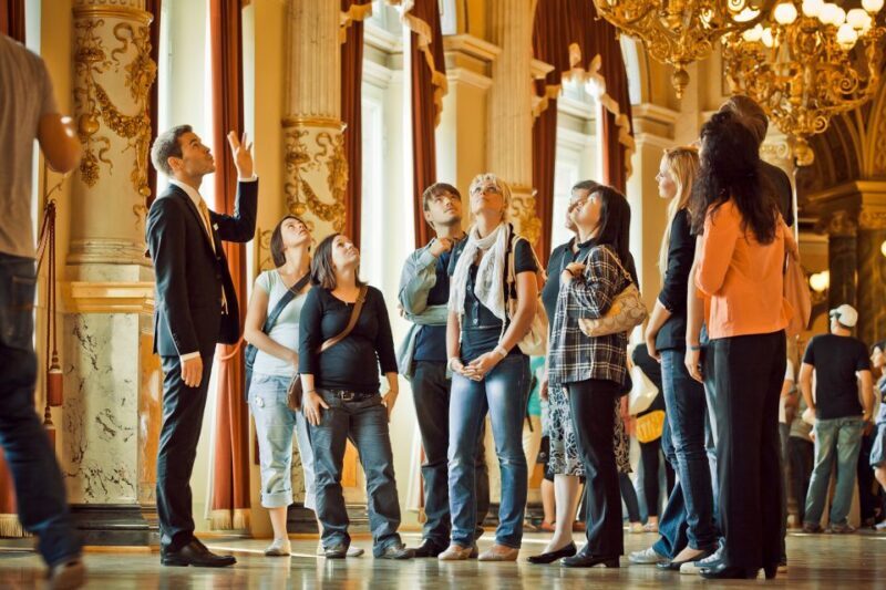 Dresden: Semperoper Guided Tour for Families - Key Points