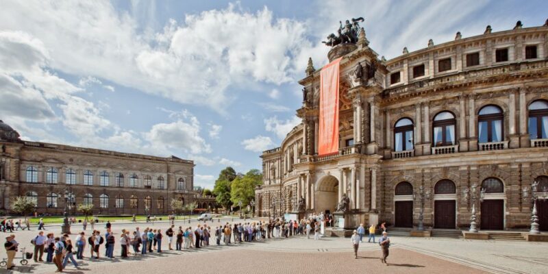 Dresden: Semperoper Tickets and Guided Tour - Why Visit the Semperoper?