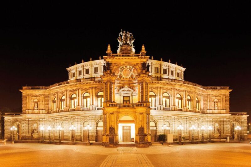 Dresden: Semperoper und Residenzschloss - Practical Details and Tips for Visitors