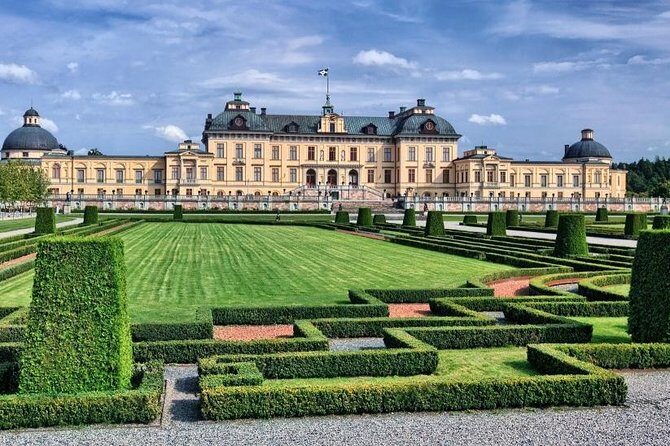 Drottningholm Palace PRIVATE and Royal Chinese Pavilion Visit - Key Points