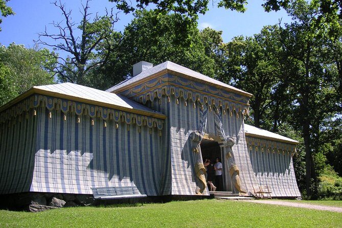 Drottningholm Palace PRIVATE and Royal Chinese Pavilion Visit - Frequently Asked Questions