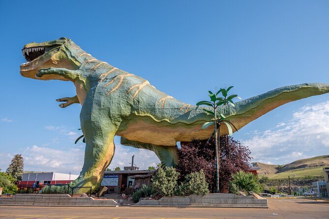 Drumheller and Badlands Full-Day Tour with a Small Group - Key Points