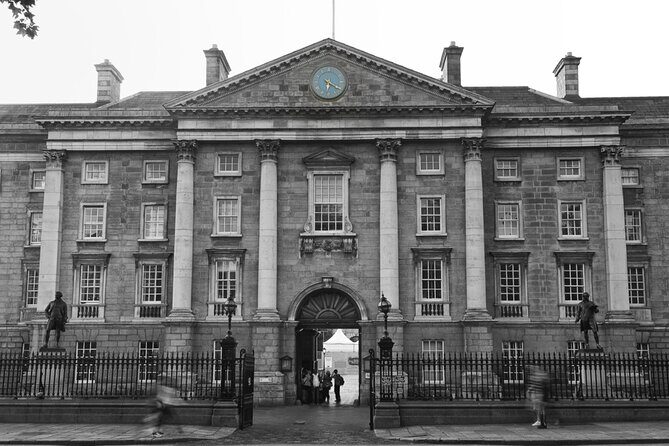 Dublin Ghost Hunt Exploration Game and Tour - What to Expect from the Dublin Ghost Hunt Tour