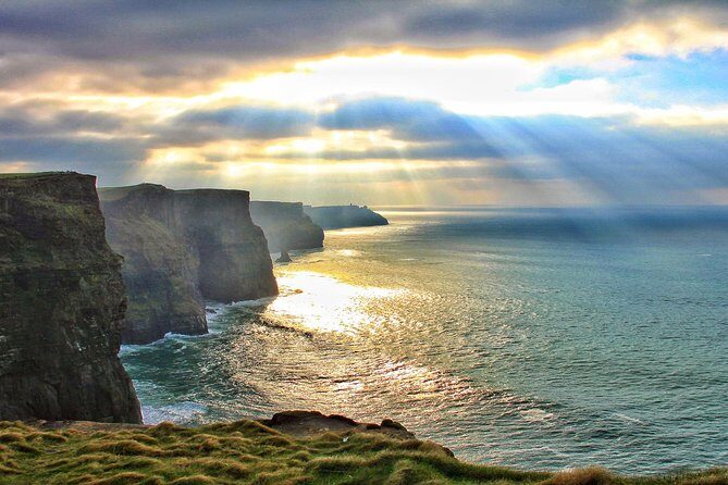 Dublin to Cliffs of Moher, including Wild Atlantic Way and Galway - FAQ