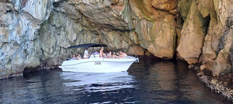 Dubrovnik: Blue Cave, Green Cave & Sunj Beach Speedboat Tour - Key Points