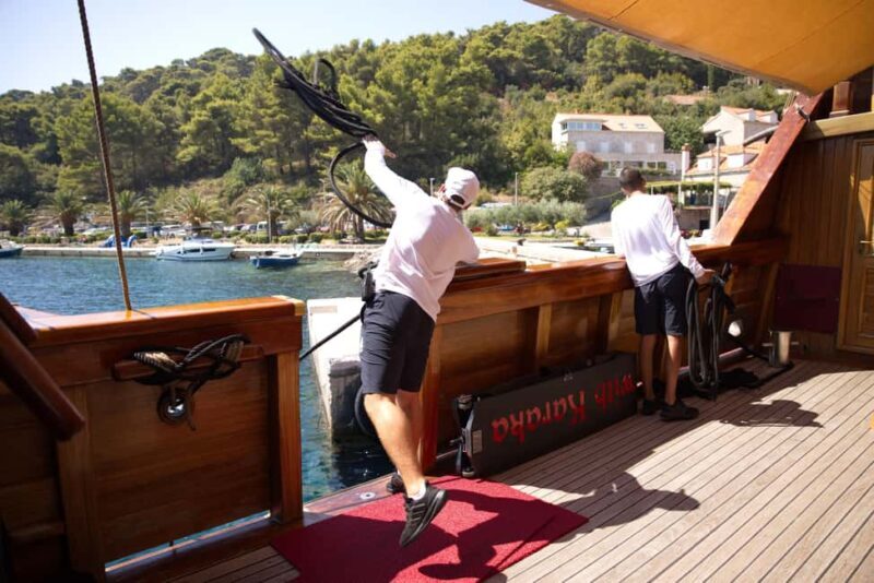 Dubrovnik: Elaphiti Island Luxury Pirate Ship Cruise - The Ship: A Voyage Back in Time