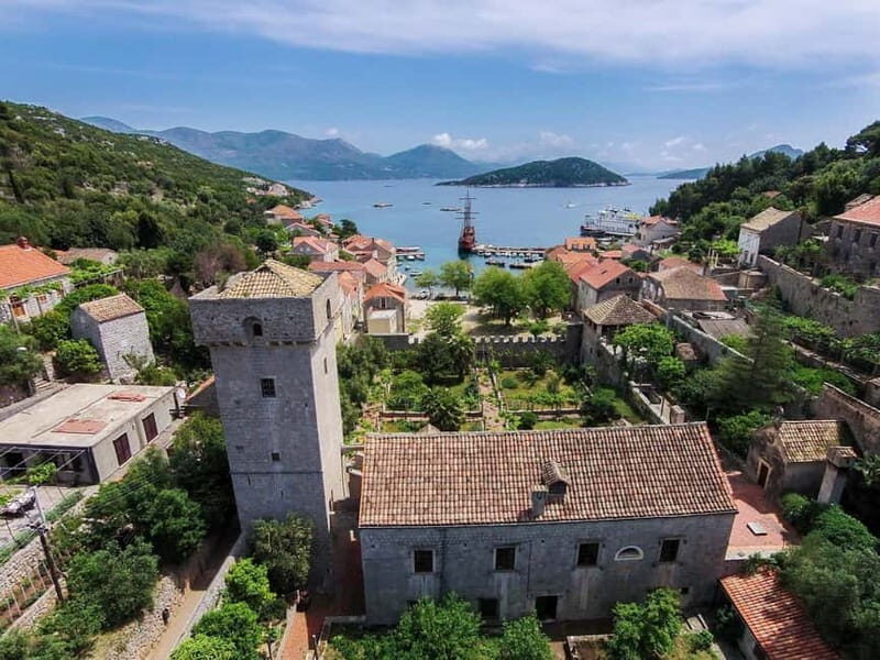 Dubrovnik: Elaphiti Island Luxury Pirate Ship Cruise - The Guides: Local Experts with a Personal Touch