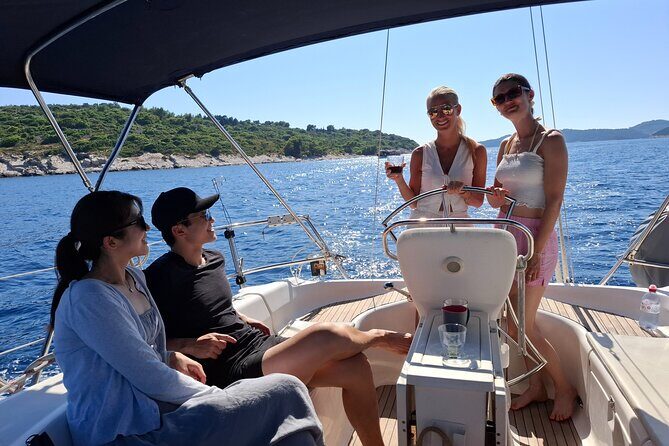 Dubrovnik: Full Day Private Sail Boat tour to Elaphiti&Blue Cave - FAQ