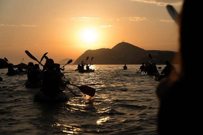 Dubrovnik: Guided Sunset Sea Kayaking Tour with Wine - The Experience in Detail
