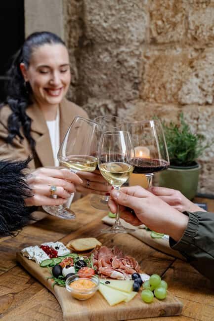 Dubrovnik Old Town: Night tour with History, Wine & Bites - A Deep Dive into the Dubrovnik Night Tour