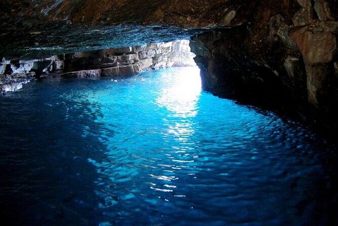 Dubrovnik: Private Boat Island tour with pickup - Exploring the Dubrovnik Private Boat Tour in Detail