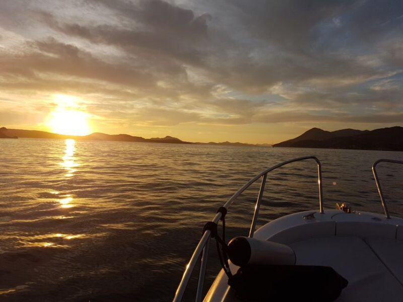 Dubrovnik: Private Sunset on the Sea Cruise with Wine - What to Expect From the Dubrovnik Sunset Cruise