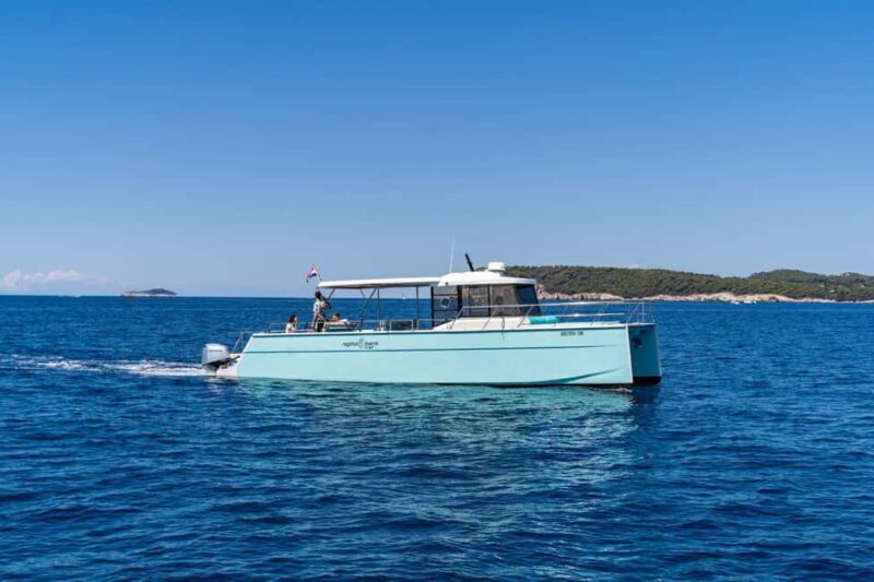 Dubrovnik: Sunset Catamaran Cruise with Sparkling Wine - Key Points