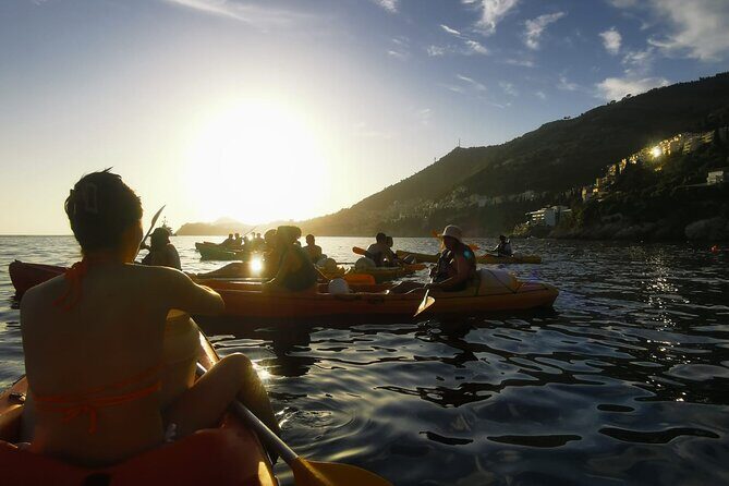Dubrovnik: Sunset Kayak & Snorkel Tour with Wine & Water - Authentic Traveler Experiences