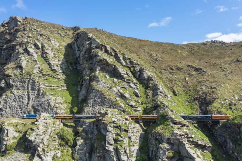 Dunedin: Scenic Railway Tour Through the Taieri Gorge - Panoramic Views and Photo Stops