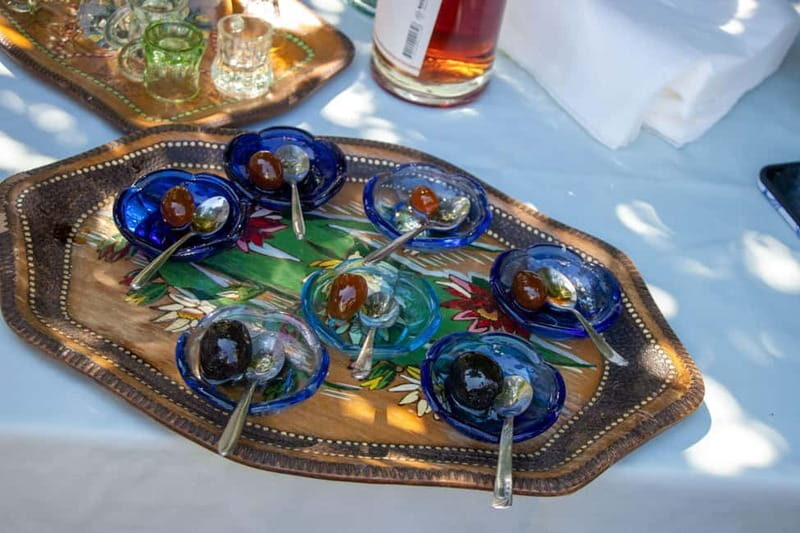 Durrës: Peeping Tourist Exhibition Ticket - Key Points