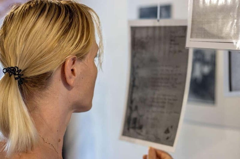 Durrës: Peeping Tourist Exhibition Ticket - FAQ