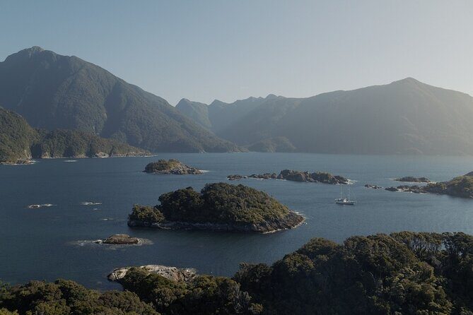 Dusky Sound // Helicopter Scenic Flight - The Sum Up