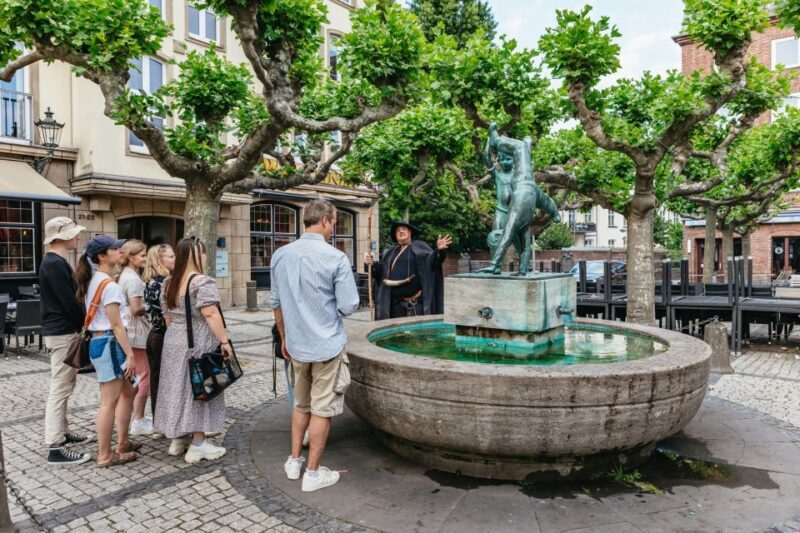 Düsseldorf: Guided Tour with a Night Watchman - FAQ