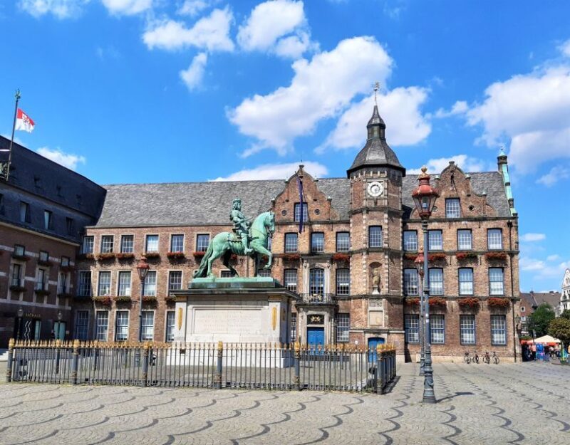 Dusseldorf: Old Town & Altbier Tour - Exploring Düsseldorfs Old Town & Altbier Scene: An Honest Review